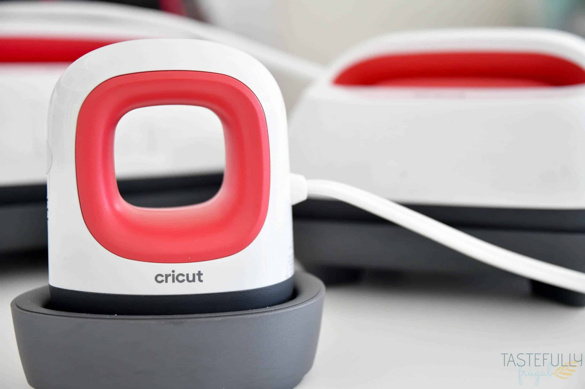 Everything You Need To Know About The Cricut EasyPress Mini